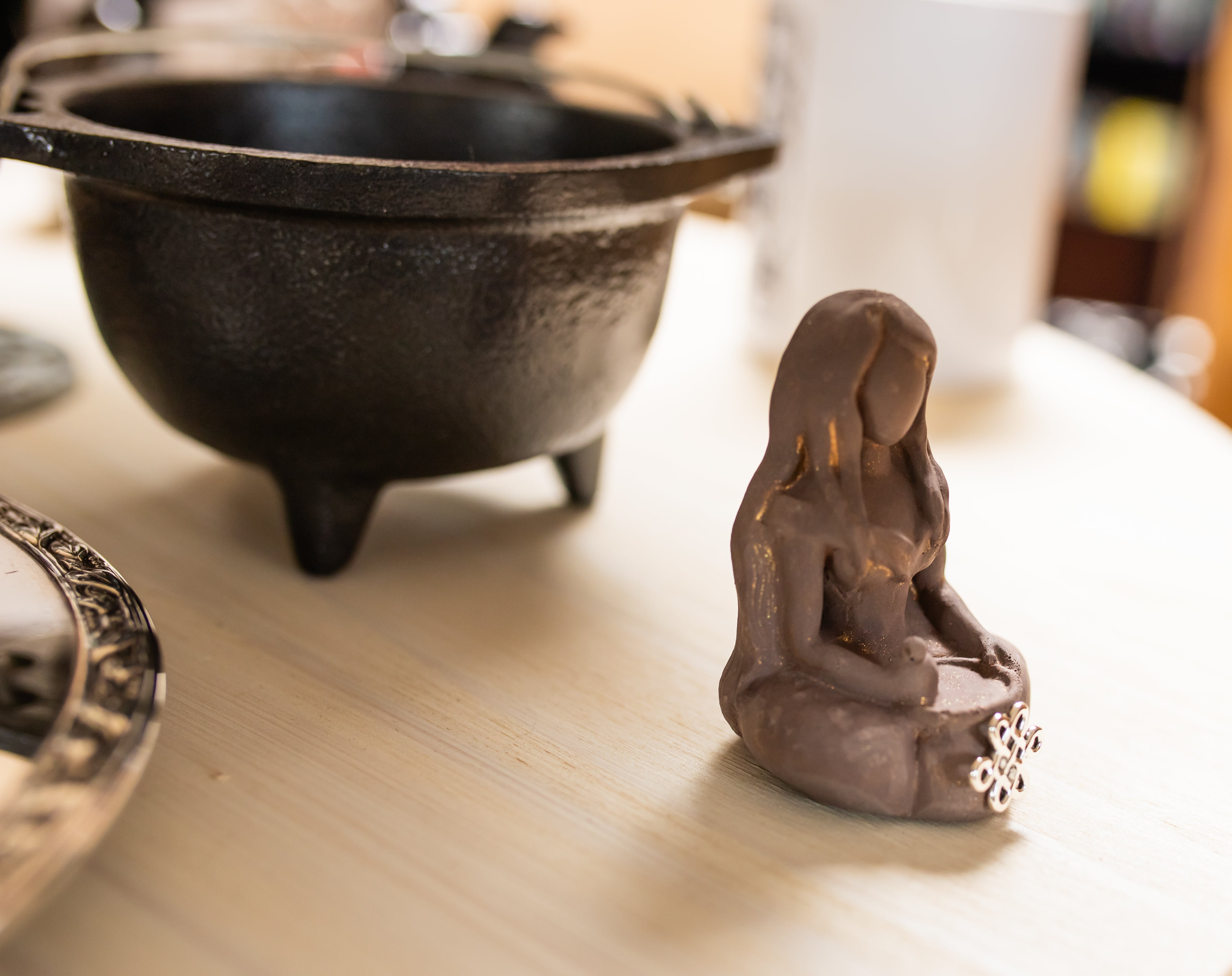 Altar Items – Crone & Crow